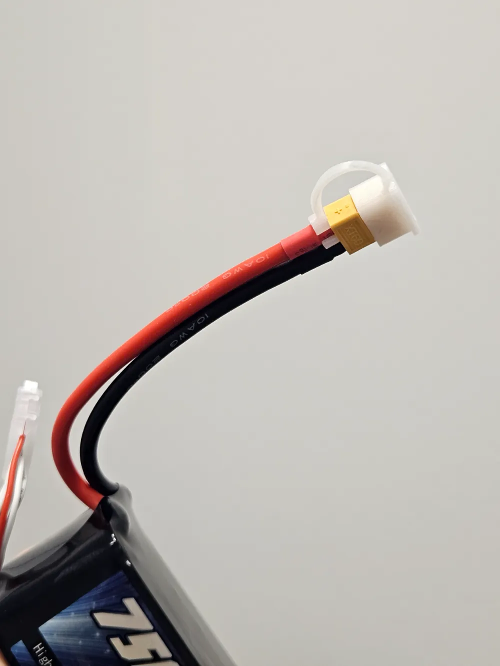 Simple Handy XT60 Cap by AdamixMakerWorld: Download Free 3D Models