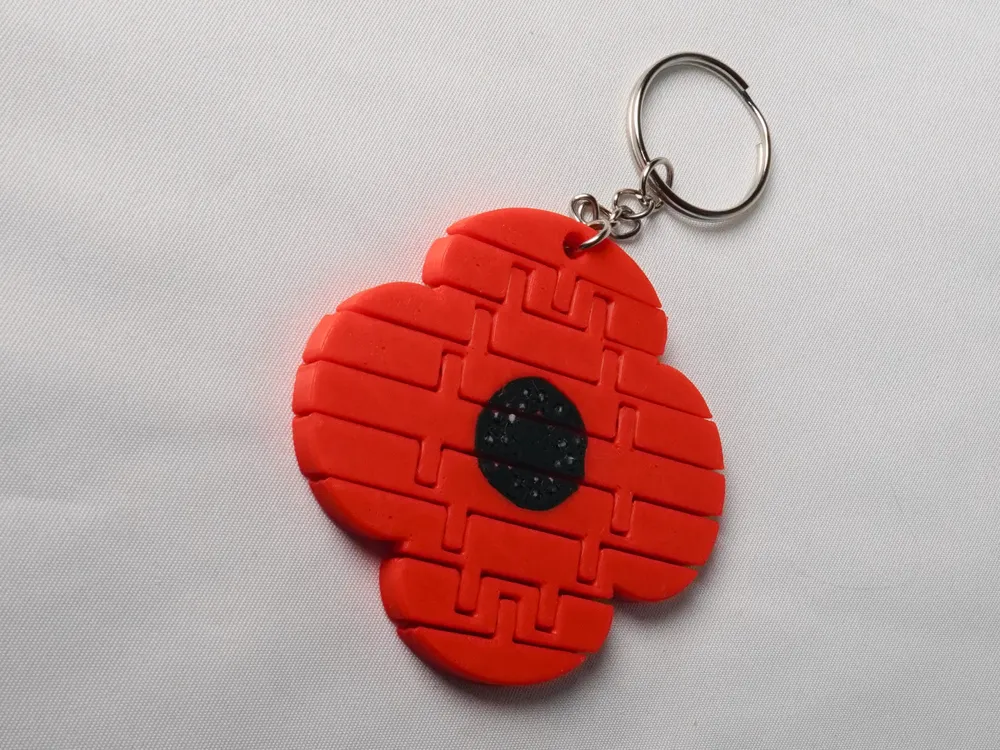 Articulating Poppy Keychain by Gray Scalp Miniatures MakerWorld ...
