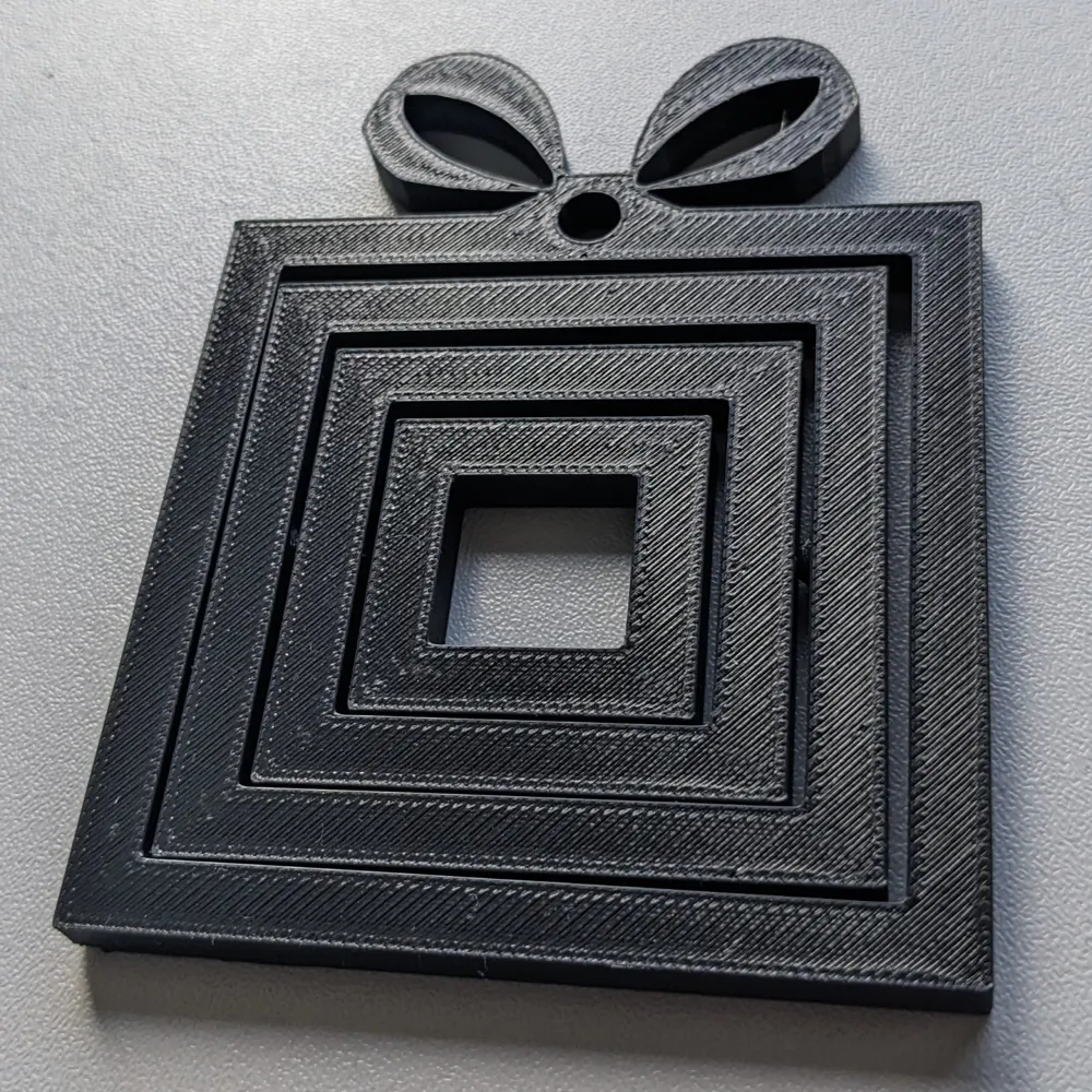 Christmas Present Gyro Ornament Remixed by grinny maker - MakerWorld