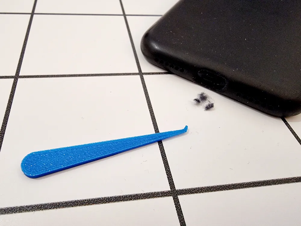 Charging Port Cleaning Tool (Lightning & USB) by Murdoc - MakerWorld