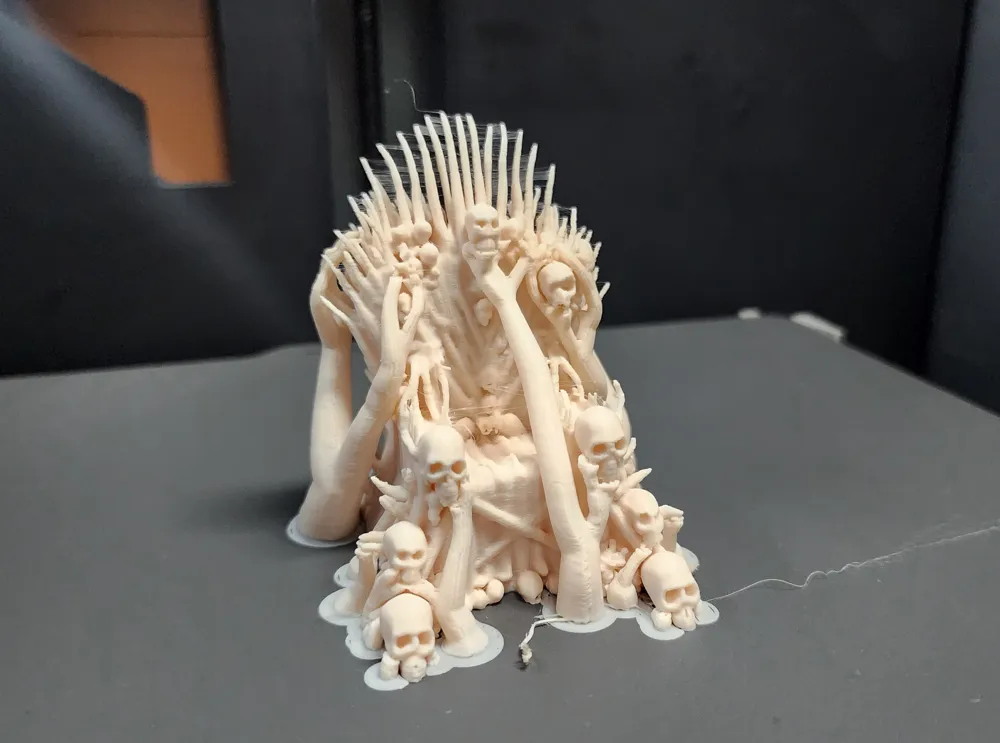 Throne of Bone Miniature - Free 3D Print Model - MakerWorld