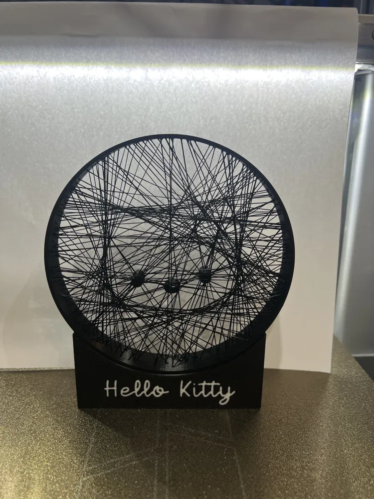 Arte com barbante da Hello Kitty com base - Modelo gratuito para ...