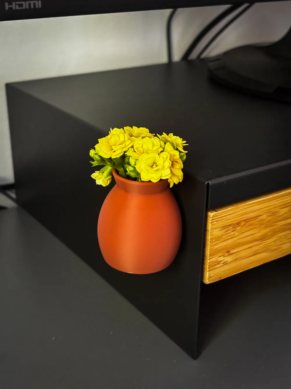 Mini Cute Magnet Vases - Free 3D Print Model - MakerWorld