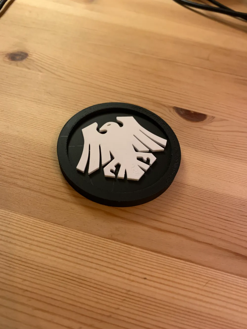 Raven Guard Badge by Meatloaf - MakerWorld