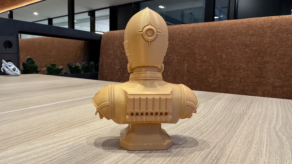 C-3PO Protocol Droid - A Star Wars Collectible - Free 3D Print Model ...