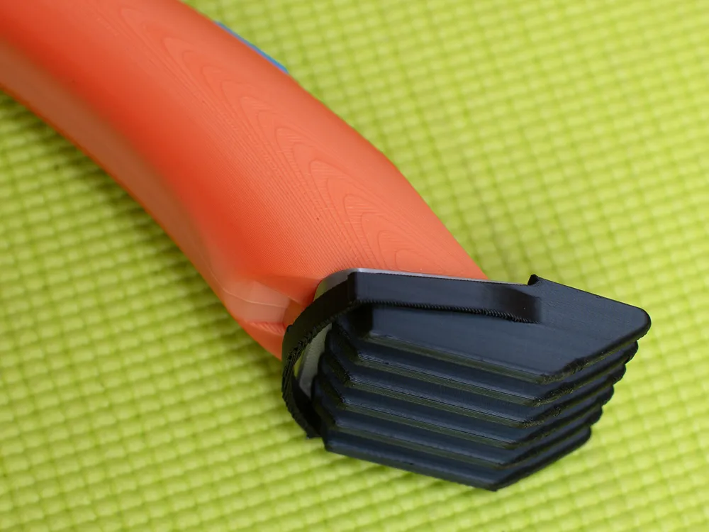 Toy hair clipper with realistic vibration by Martin Kozak MakerWorld ...