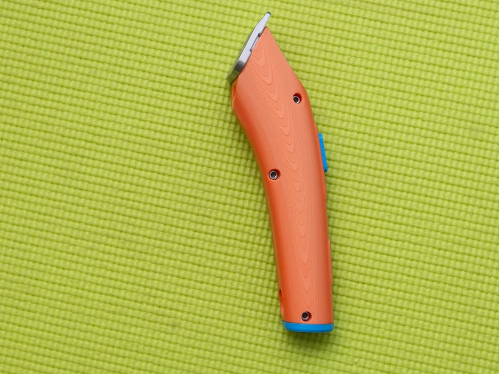 Toy hair clipper with realistic vibration by Martin Kozak MakerWorld ...