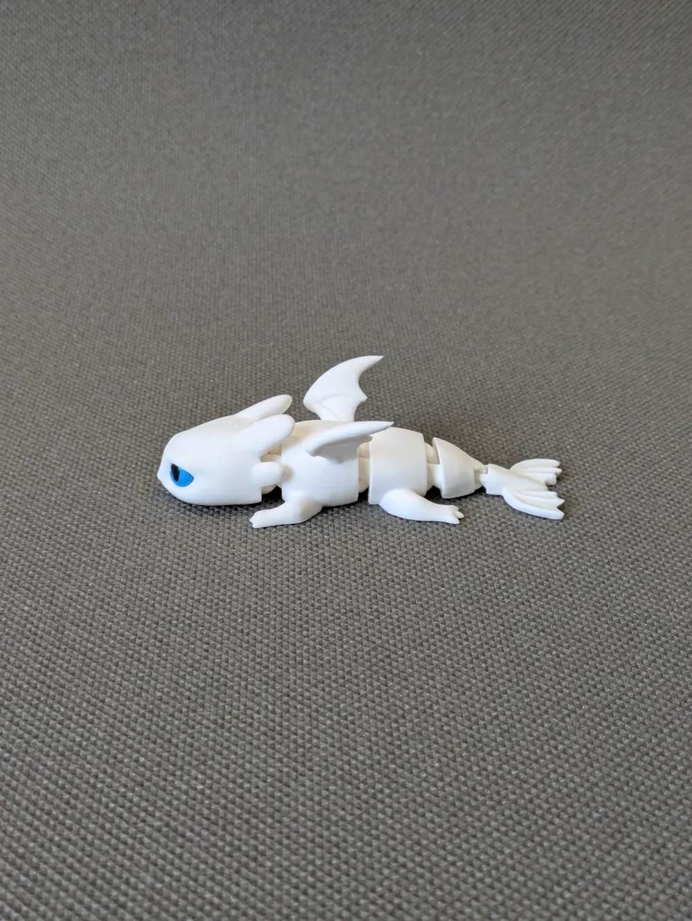Toothless dragon flexi - NO AMS - light fury - Free 3D Print Model ...
