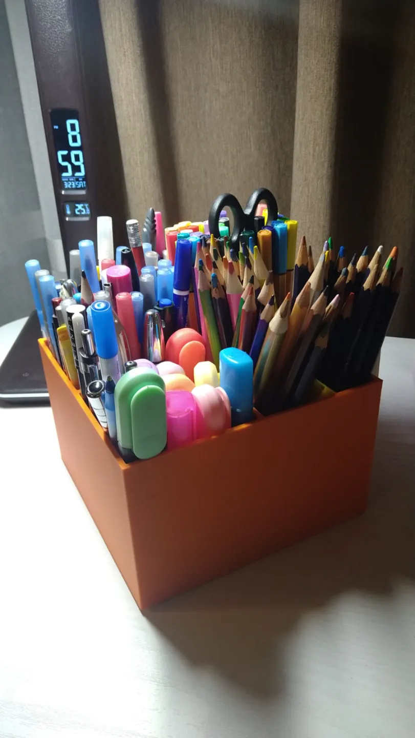 Pen organization box by Alexandru - MakerWorld