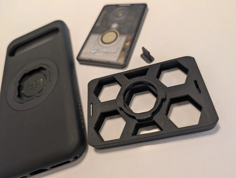 SenseCAP T1000-E Meshtastic QuadLock Adapter by ImBrian - MakerWorld