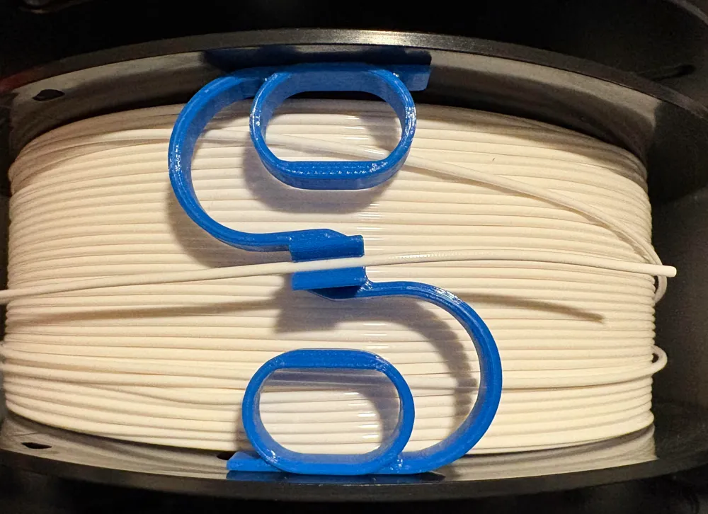 Springy Filament Clip - Free 3D Print Model - MakerWorld