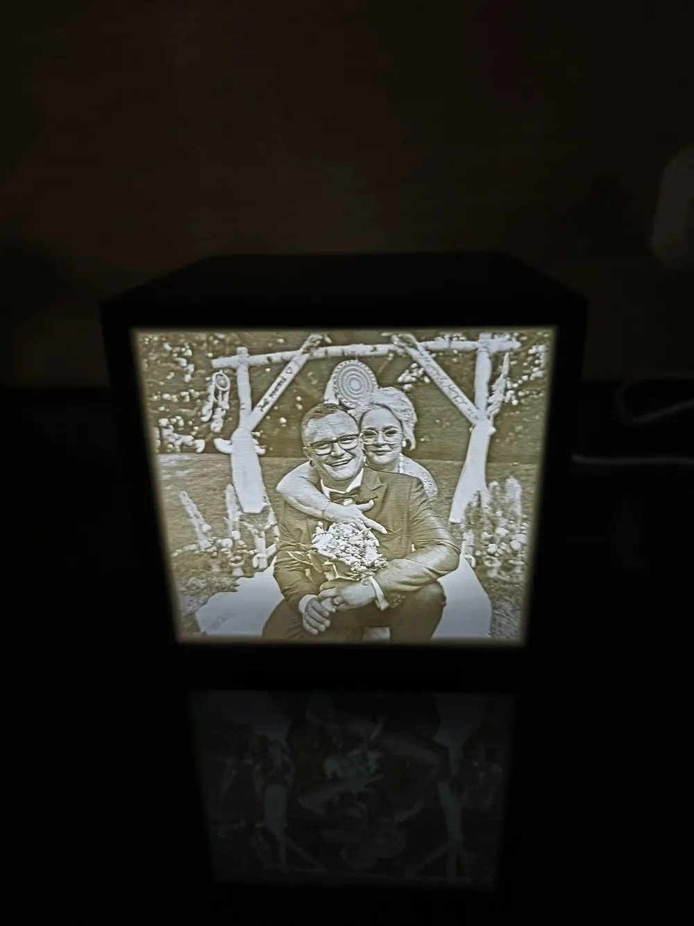 Lithophane Box with Stand - Free 3D Print Model - MakerWorld