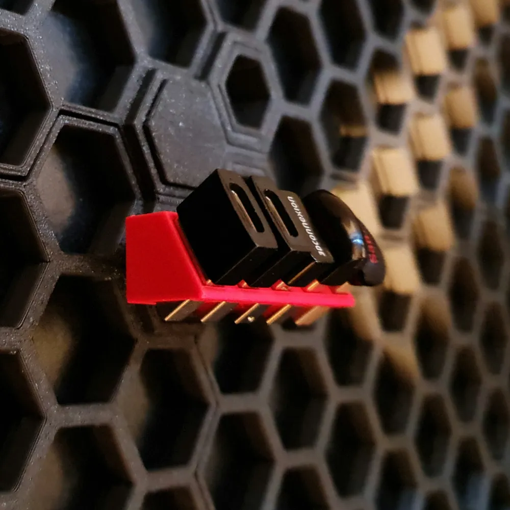 USB Honeycomb Storage Wall Remixed by dc3ddesign - MakerWorld