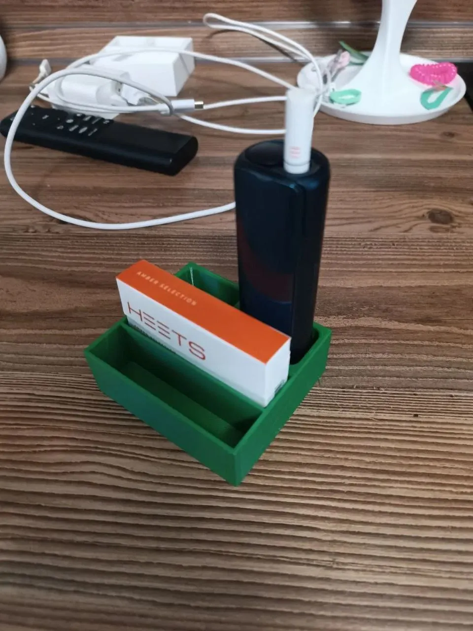 Lil holder - Free 3D Print Model - MakerWorld