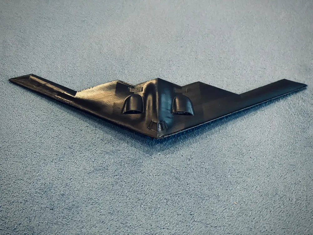 B-2 Spirit 1:144 Scale Model Remixed by Greenwater MakerWorld: Download Free 3D Models
