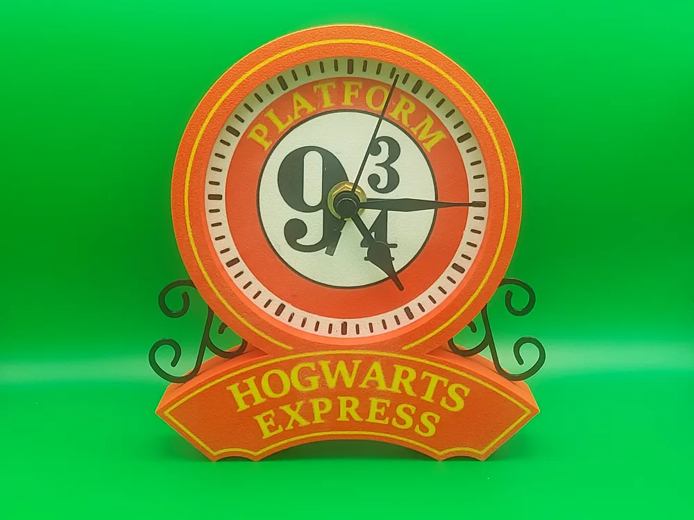 Harry Potter Table Clock - Free 3D Print Model - MakerWorld