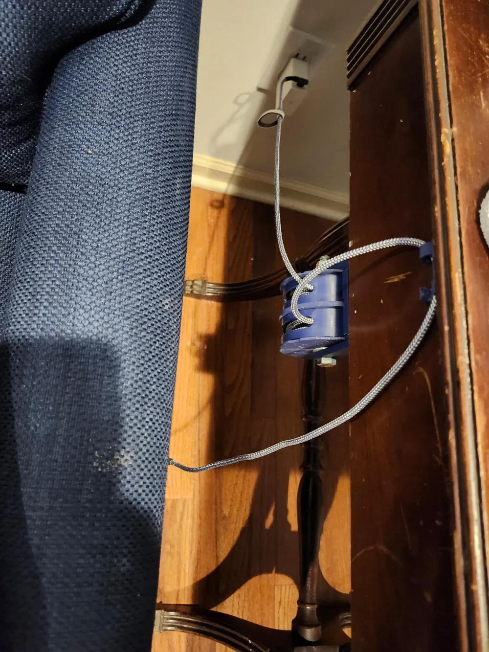 long cable management by dustydumptruck - MakerWorld