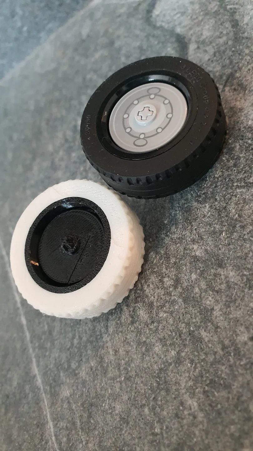 tyre & rim brick 30699 43.2 x 14 mm by Tutto 3D - MakerWorld