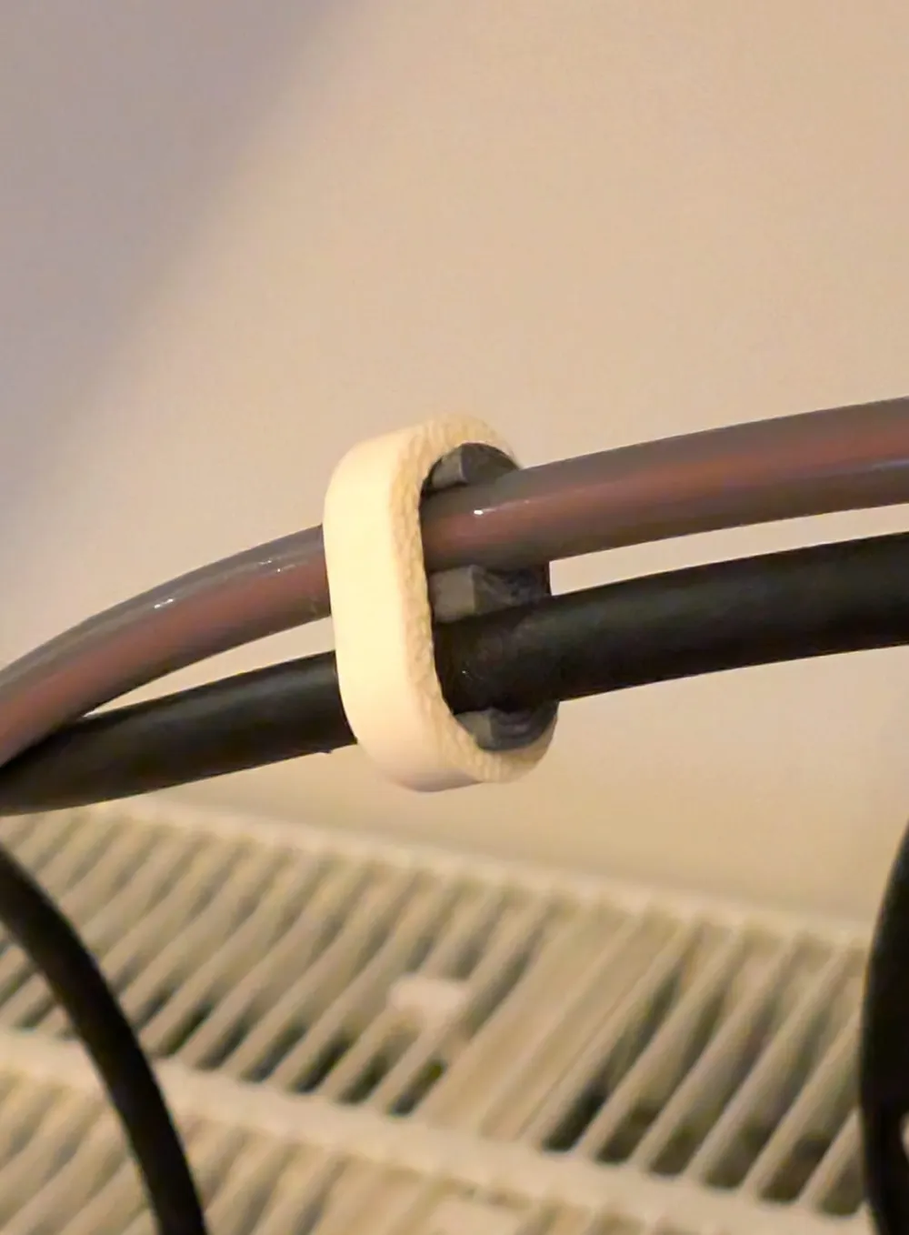 Bambu PTFE Clip – Strong 2-Piece Design - Free 3D Print Model - MakerWorld