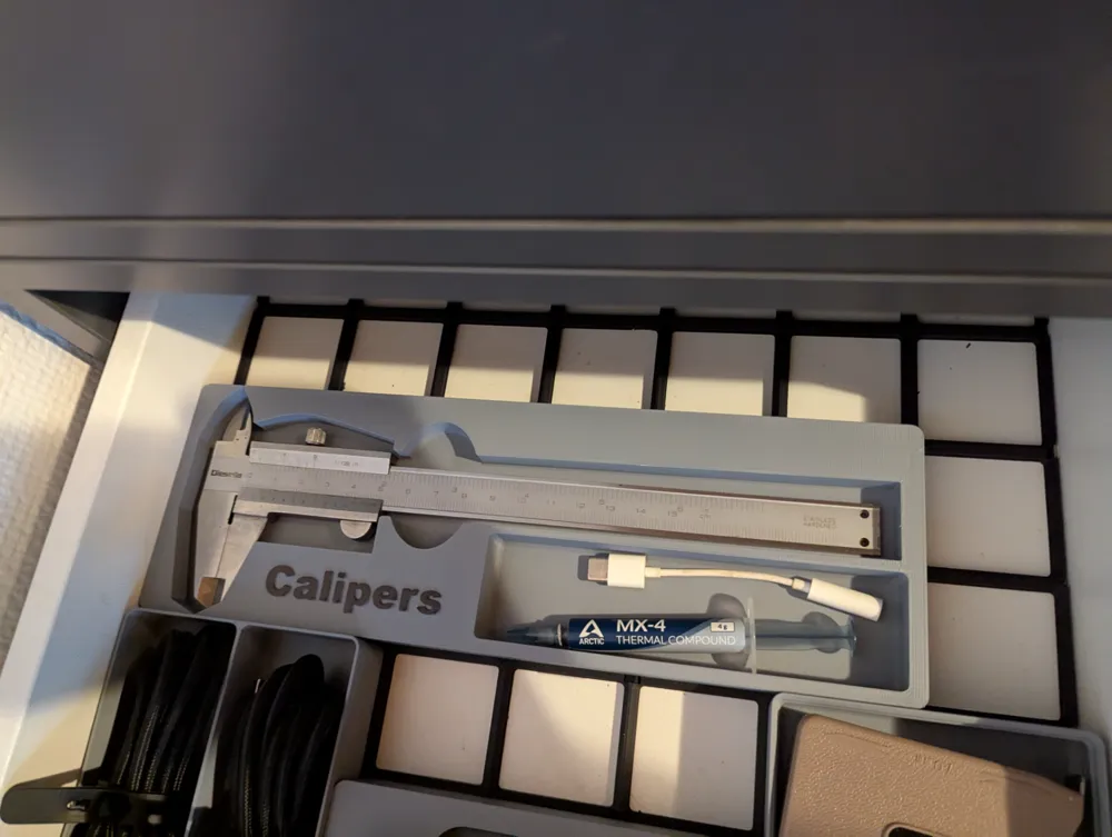 Non Digital Caliper Gridfinity Holder by DanielNex - MakerWorld