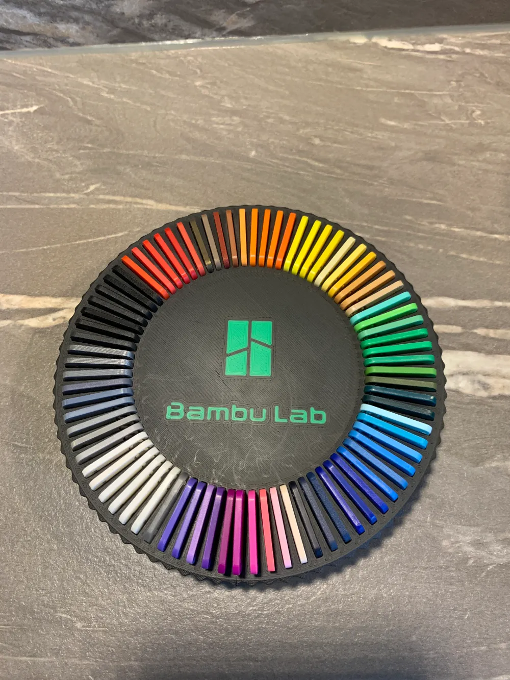 Drehbarer Filament-Farbmuster-Display - beidseitig + Logo – Kostenloses ...