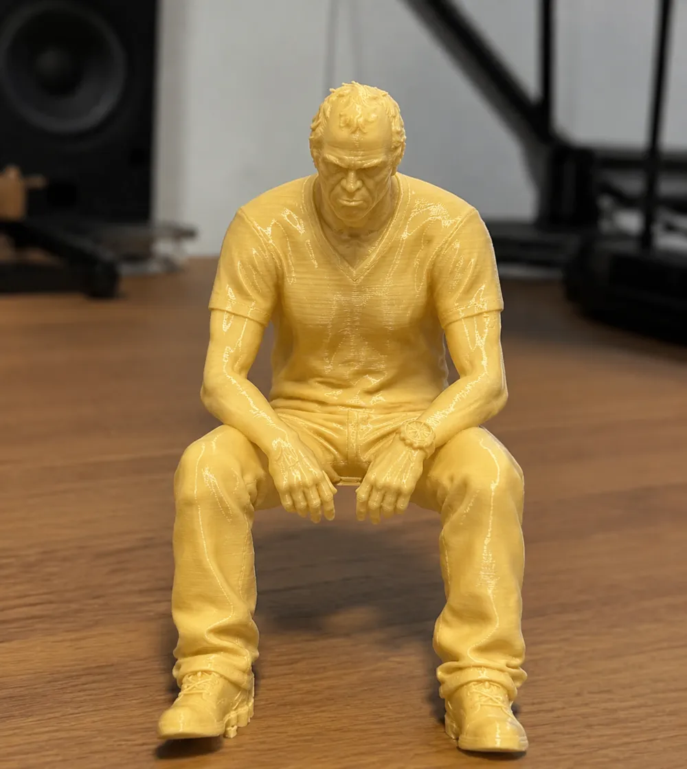 Sitting Trevor from GTA V Desk Figure - Free 3D Print Model - MakerWorld