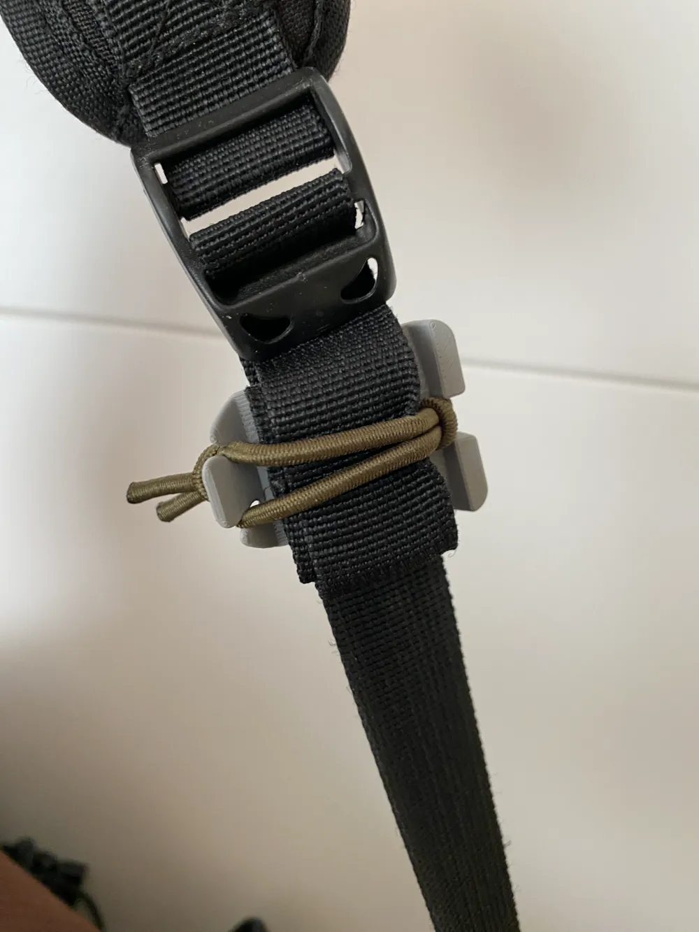 Molle Buckle Clip by DiPato MakerWorld: Download Free 3D Models