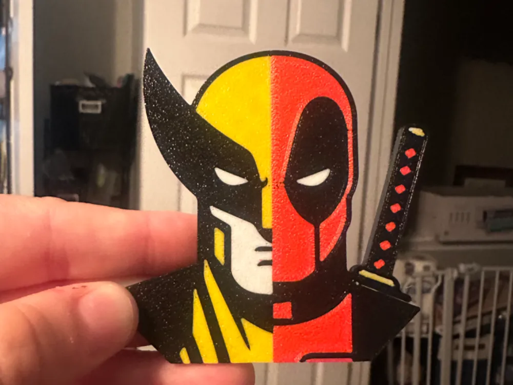 Deadpool and Wolverine Split Face Magnet by goldiesvinyl - MakerWorld