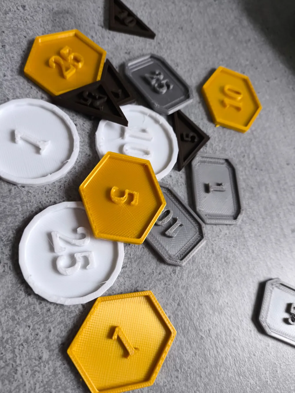 DnD Coins by tamarasutil - MakerWorld