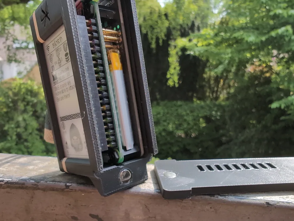 Pwnagotchi / Bjorn Viking / Pi Zero USP Lite Case by outiMakerWorld: Download Free 3D Models