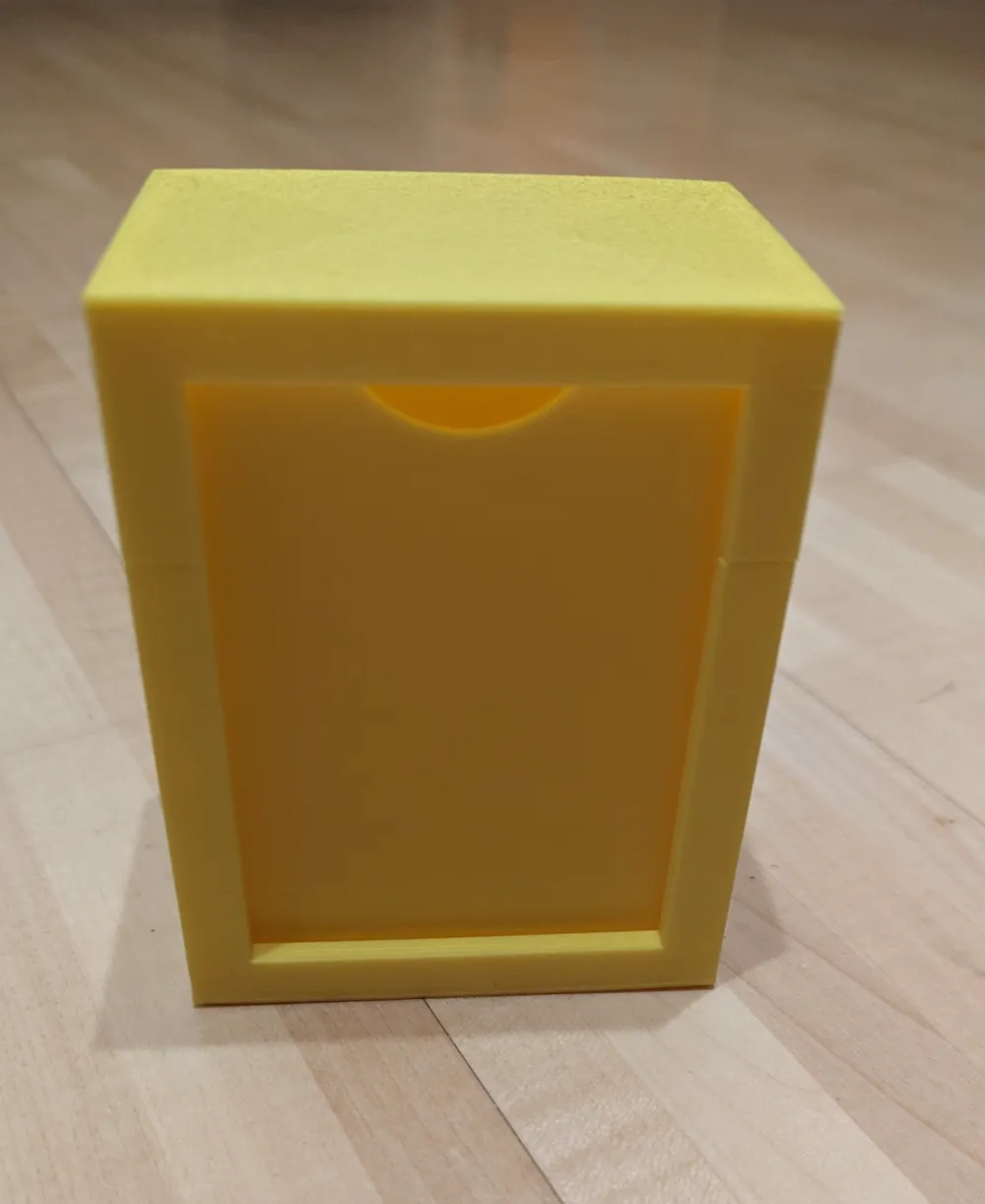 Sturdy One Piece Deck Box by LuK - MakerWorld