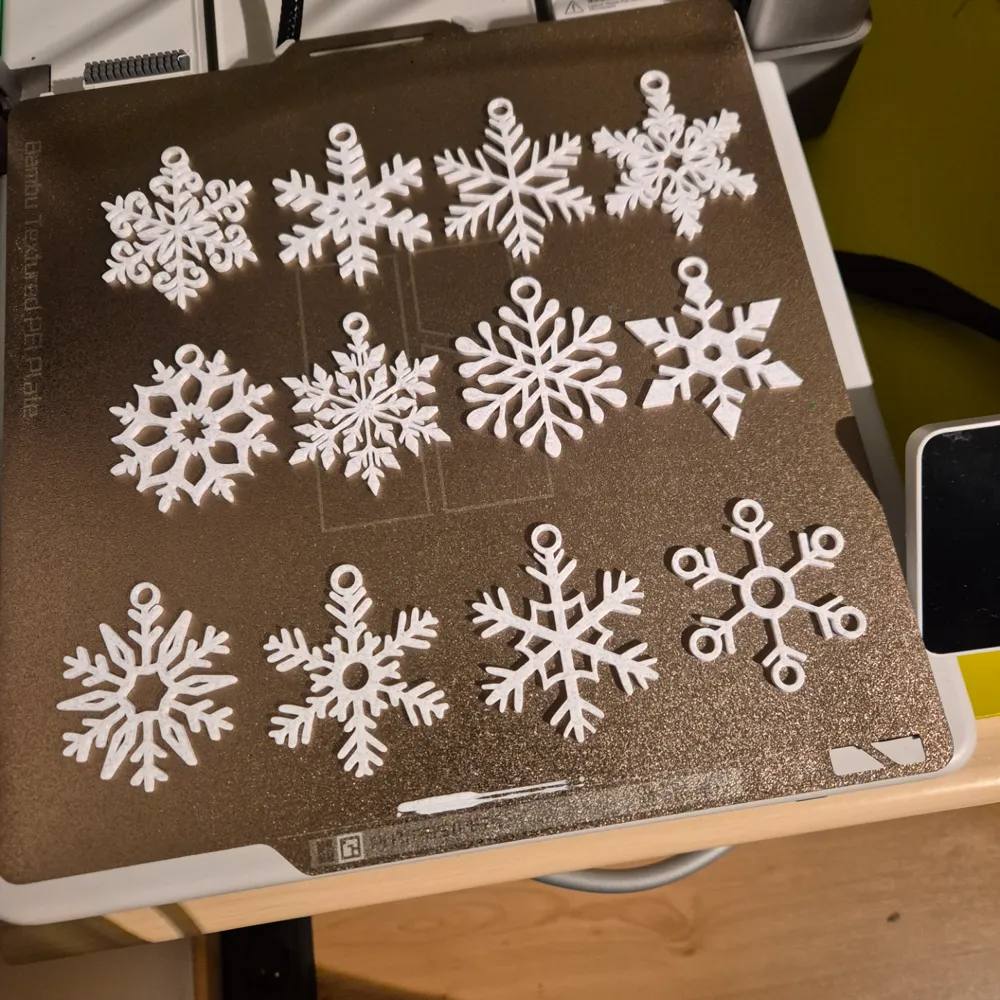 12 snowflakes for christmas decoration by C4U - MakerWorld