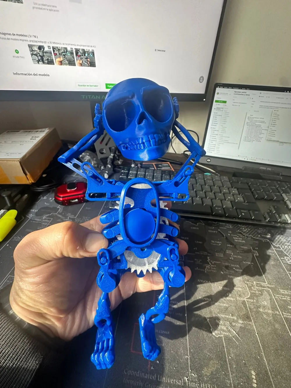 Crazy Skeleton Dancing by Claudio Aliste MakerWorld: Download Free 3D Models