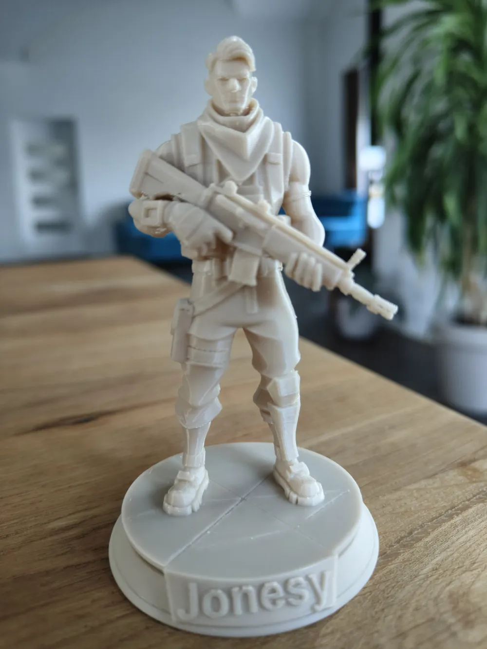 Jonesy (Fortnite Classic Edition) - Free 3D Print Model - MakerWorld