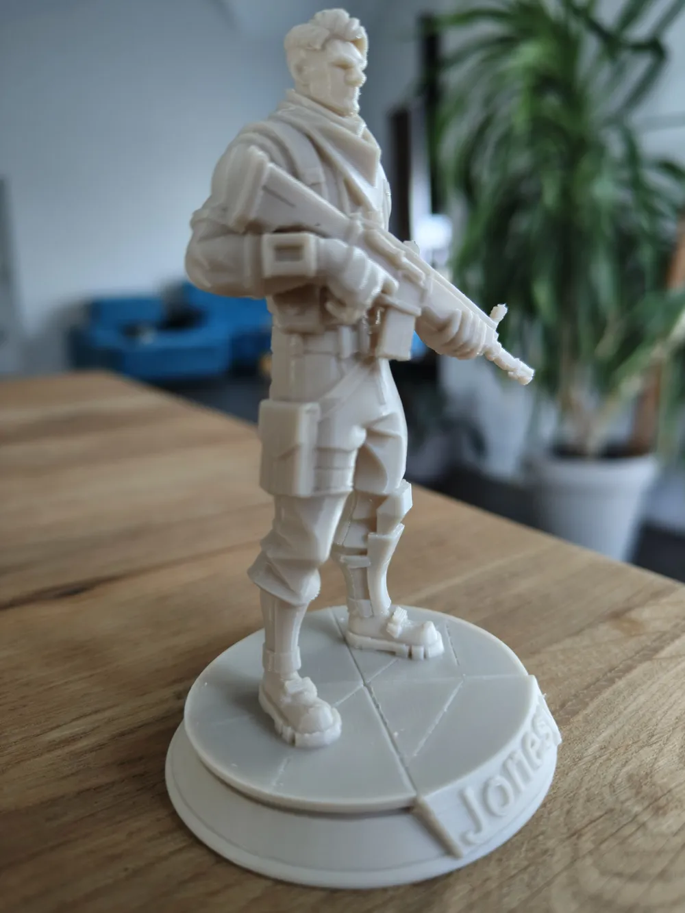 Jonesy (Fortnite Classic Edition) - Free 3D Print Model - MakerWorld