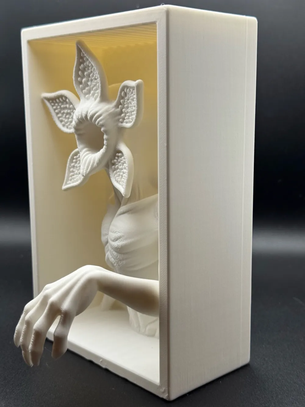 Shadow Box 3d Demagorgone - Free 3D Print Model - MakerWorld
