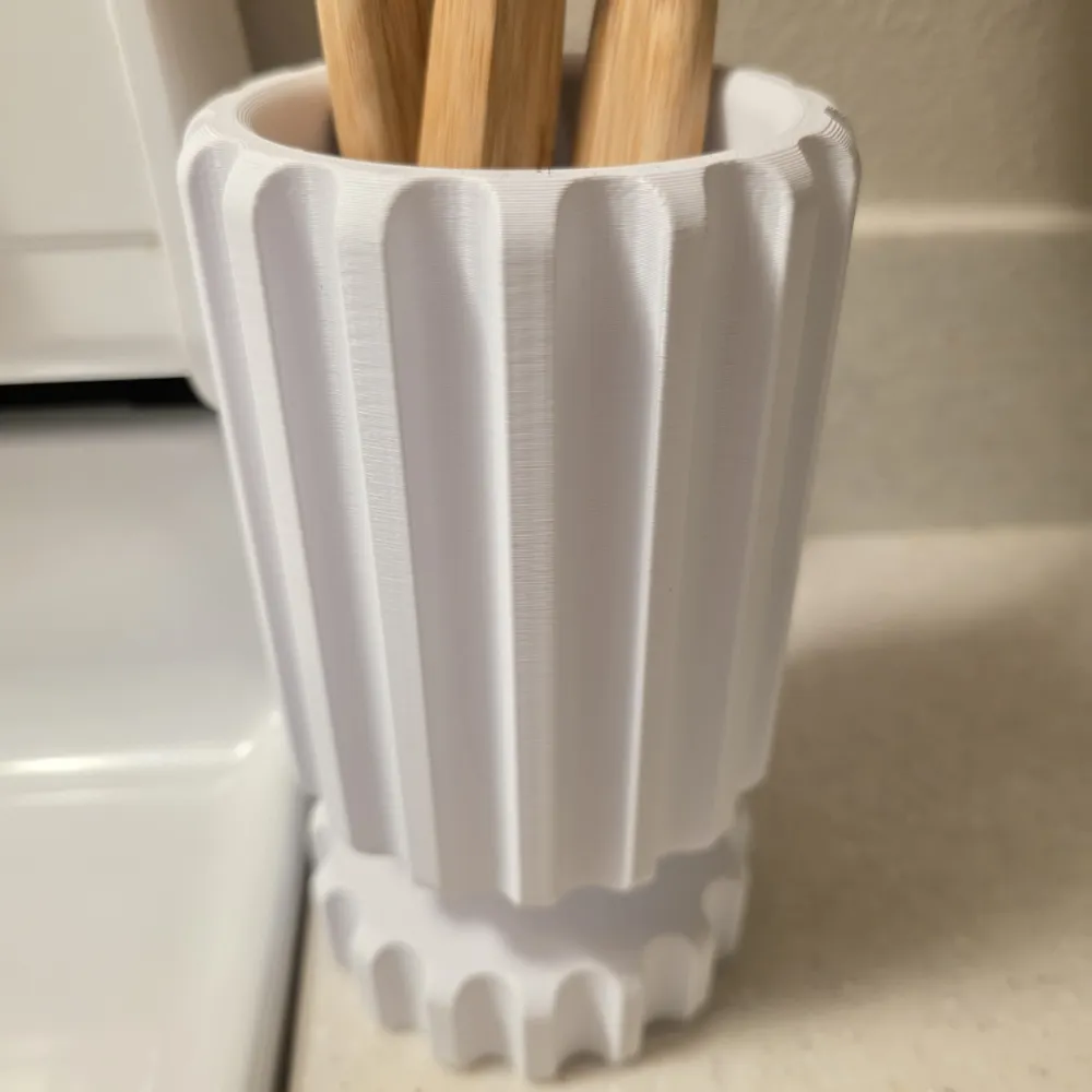 Kitchen Utensil Holder - Fluted - Free 3D Print Model - MakerWorld