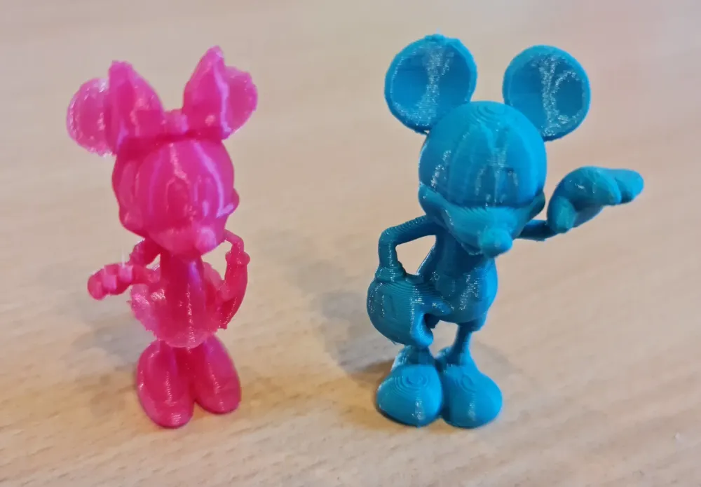 Mickey Mouse waving by WalibiWonders - MakerWorld