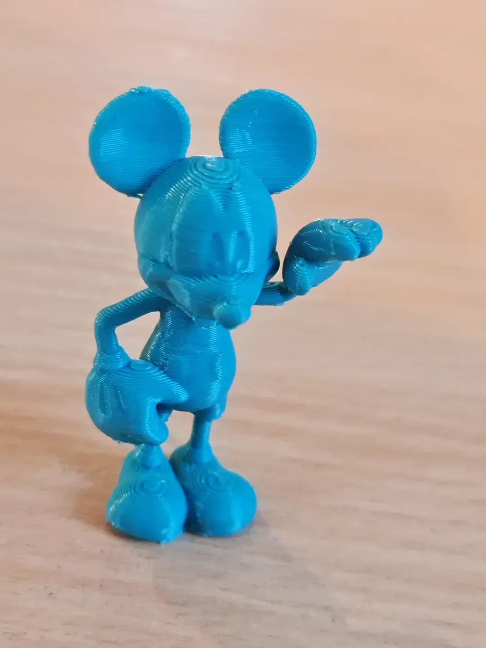 Mickey Mouse waving by WalibiWonders - MakerWorld