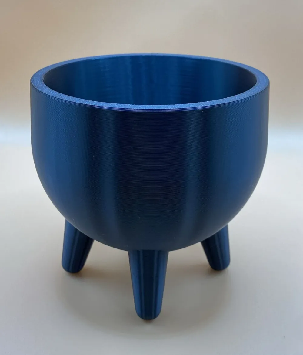 Designer Mid-Century Plant Pot with Feet by Deltaprints MakerWorld ...