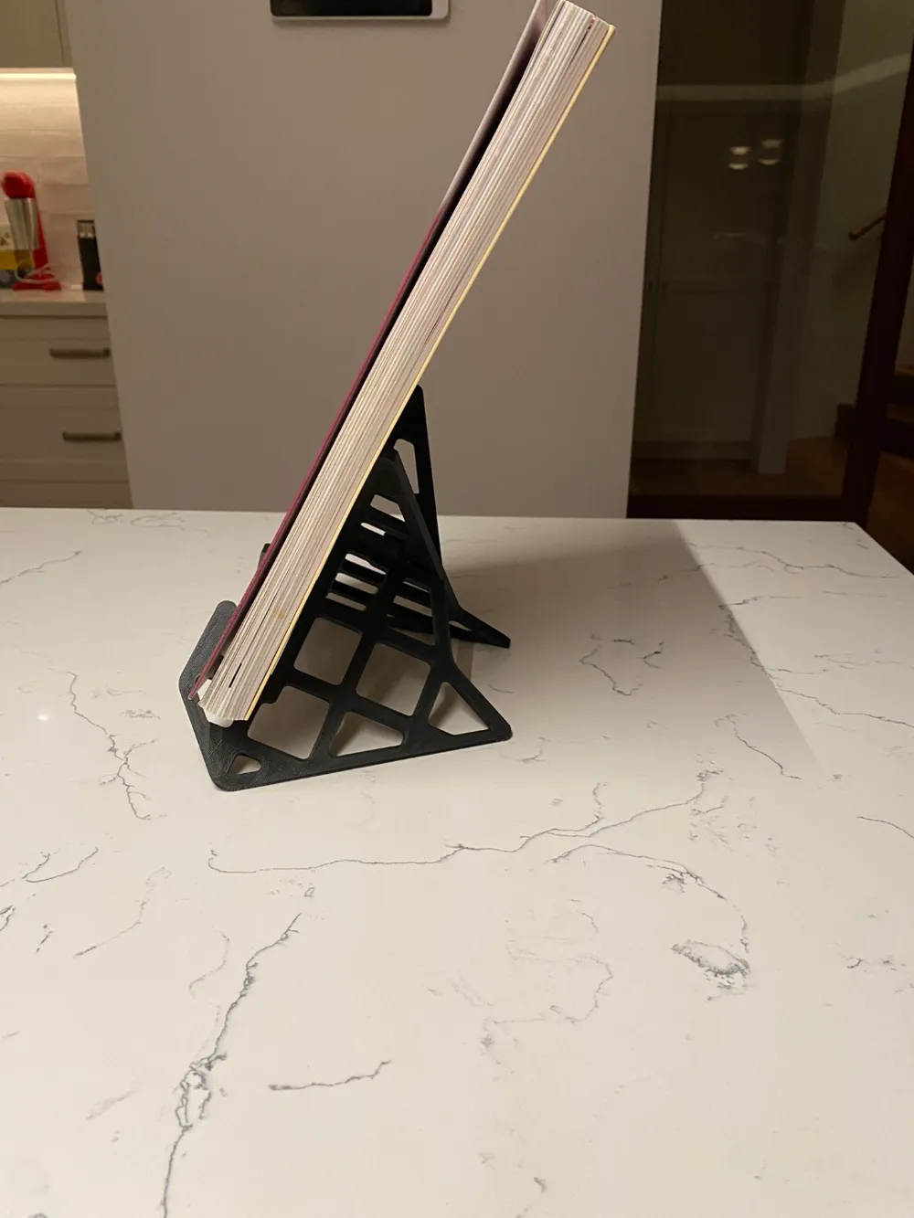 Book Stand / Holder. Gen 2 (weight saved) - Free 3D Print Model ...