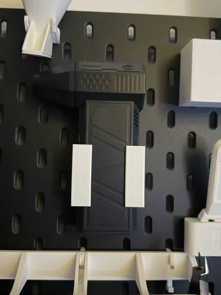 Euki Turbo Fan Skadis Mount - Free 3D Print Model - MakerWorld