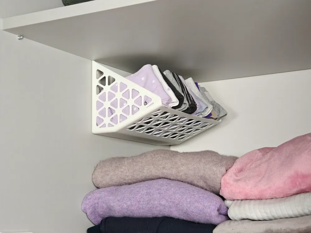 Closet side-wall mounted basket - Free 3D Print Model - MakerWorld