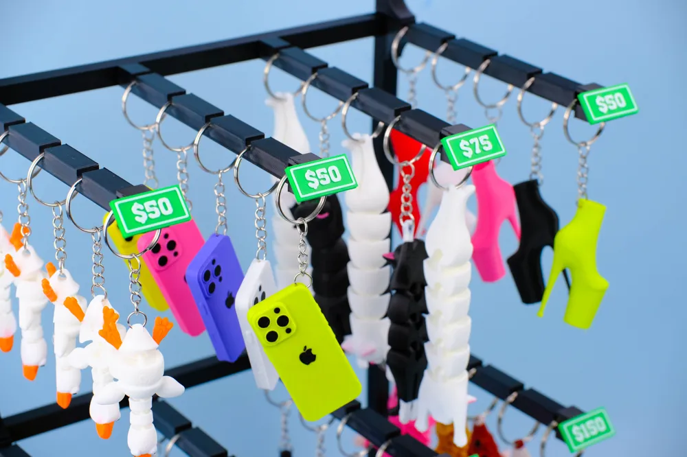 Modular stand for keychains and earrings - Free 3D Print Model - MakerWorld