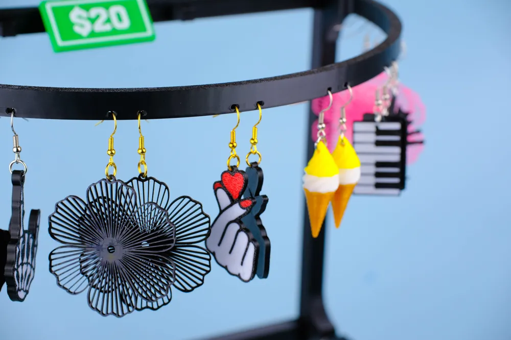 Modular stand for keychains and earrings - Free 3D Print Model - MakerWorld