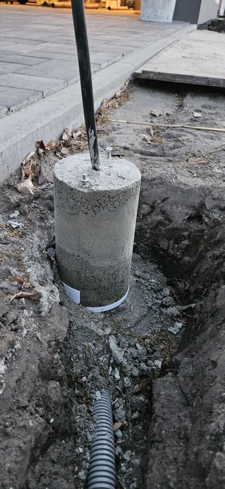 Lamp Concrete Base Mold with Threaded Screw Holder - Free 3D Print ...