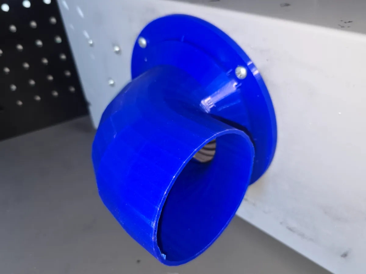 Airbrush Spray Booth Outlet 90° Adapter - Free 3D Print Model - MakerWorld