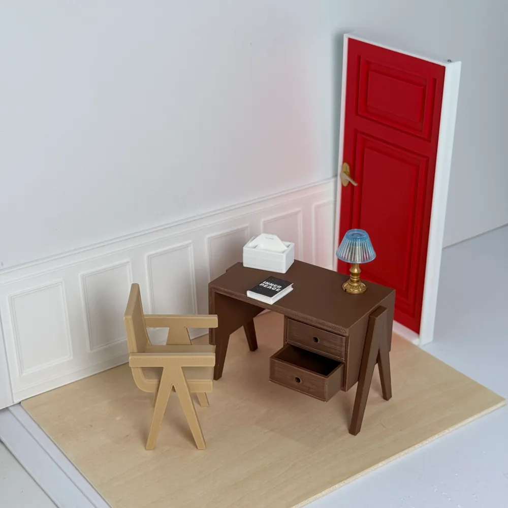 Miniature Office set Desk and Chair by Printed a mini MakerWorld ...