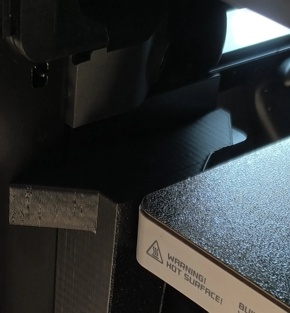 P1S Spindle Cover Left with Camera Cutout by TomTom_S. - MakerWorld