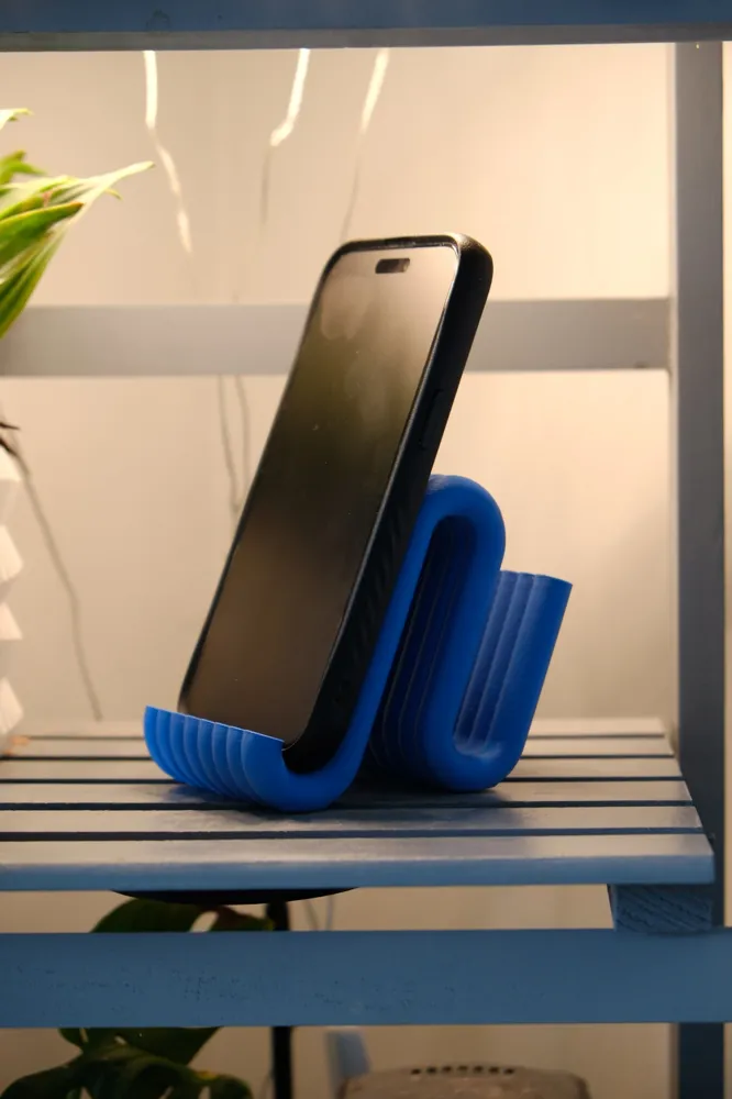 mobile phone stand. aesthtic wiggle phone rest - Free 3D Print Model ...